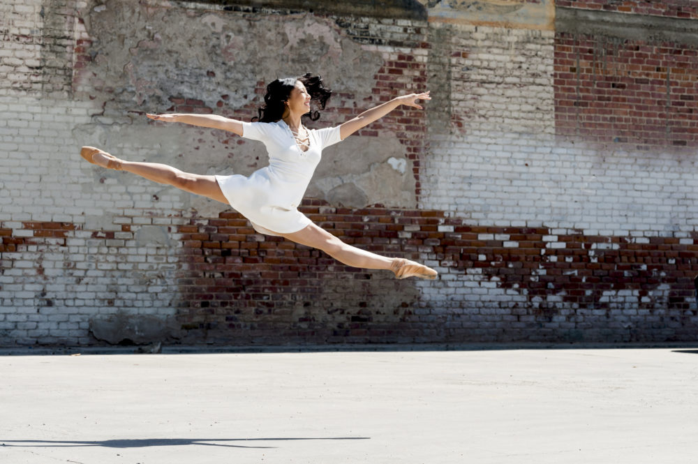 Setting the Barre: Jenai Wilcox’ Senior Photos - Bella Allure Studio